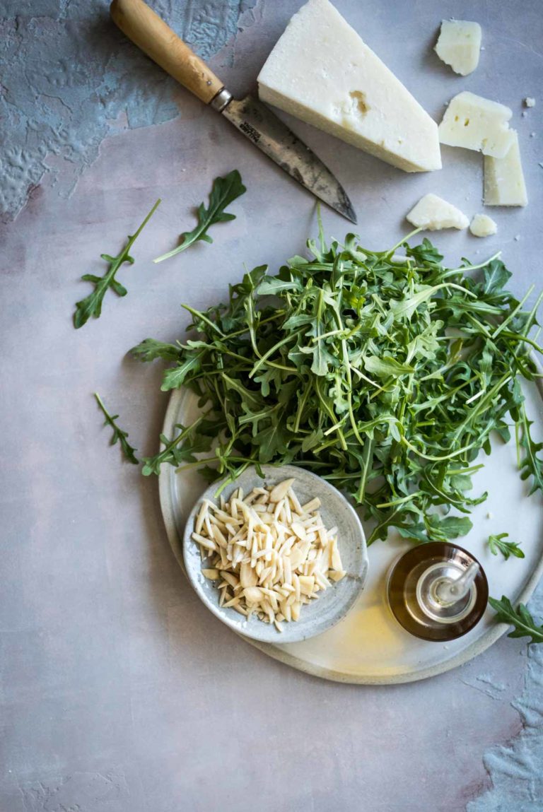 Rocket Almond Pesto Pasta | Chew Town Food Blog